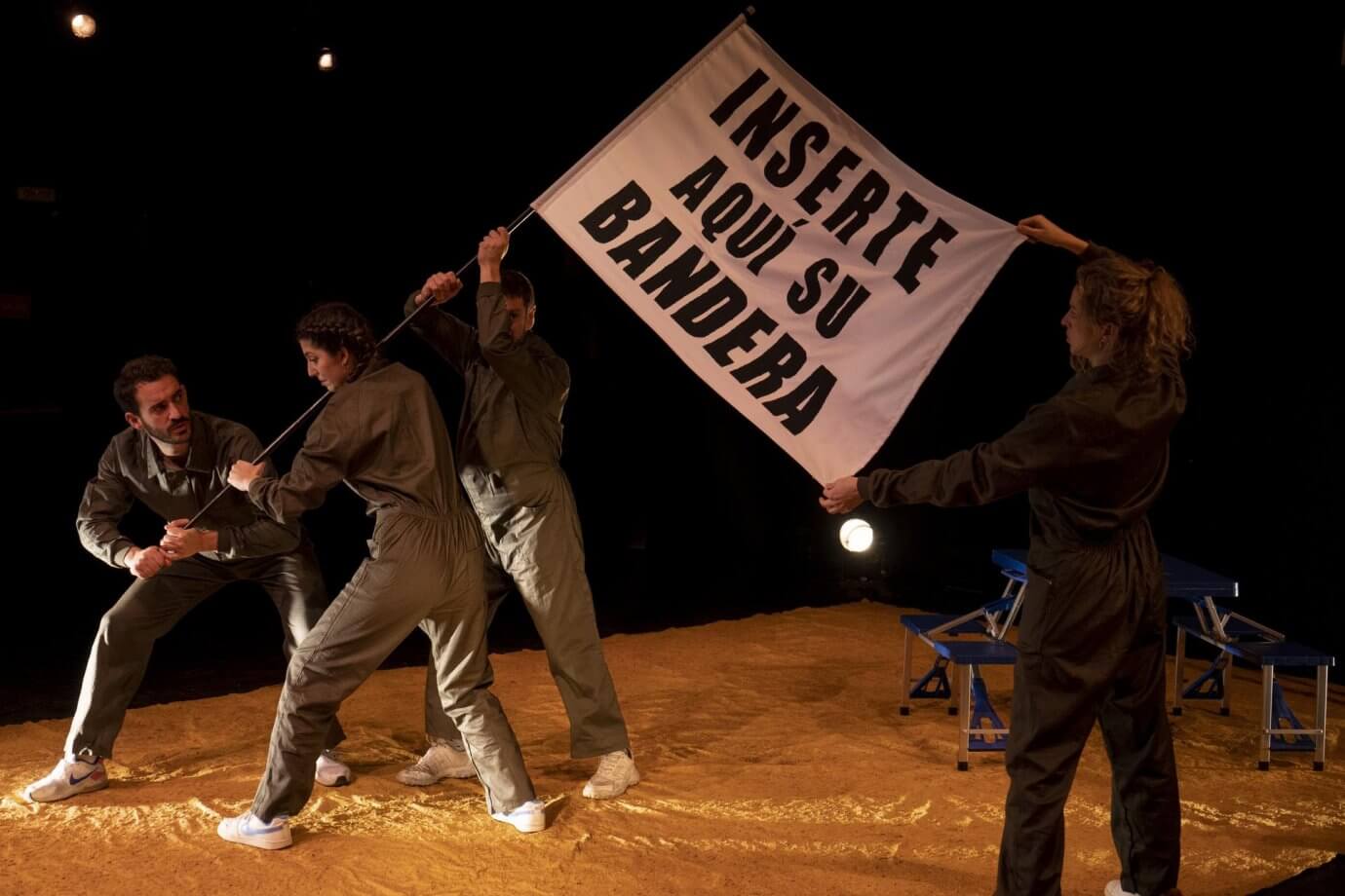 La comedia satírica "Siete segundos" llega al Teatro del Barrio | Guía ...